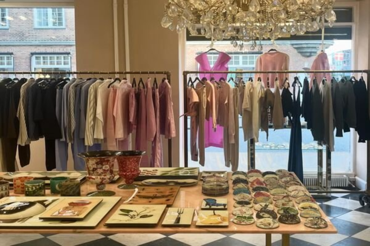 The Leah Maria Elegance And Subtlety Leah Maria Vicky Fogel | AISPI